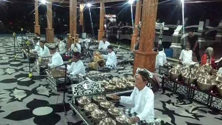 Gamelan, Alat Musik Tradisional Indonesia Yang Di Akui Dunia Internasional | Kawruh Basa